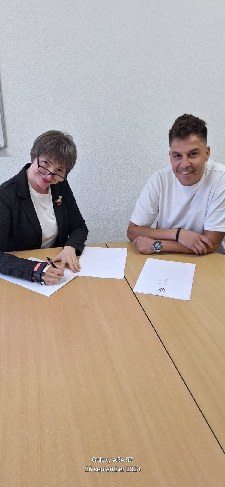 V.V. Corenos en Galina Lakovleva langer met elkaar door | VV Corenos