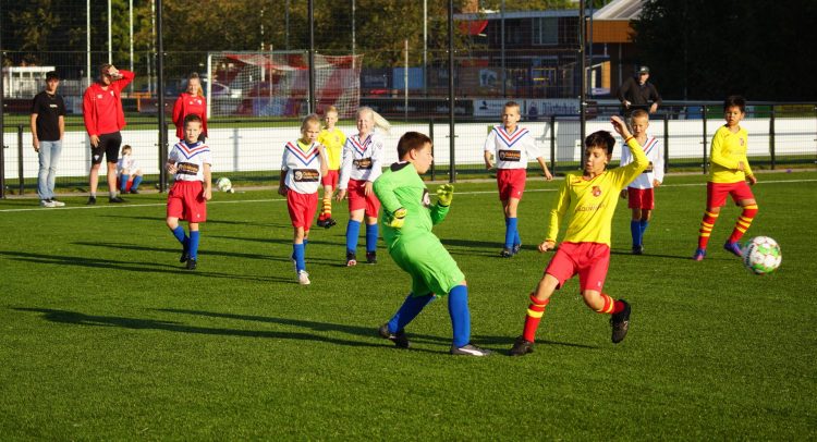 Fotoreportage Corenos JO10 - Farmsum JO10 | VV Corenos